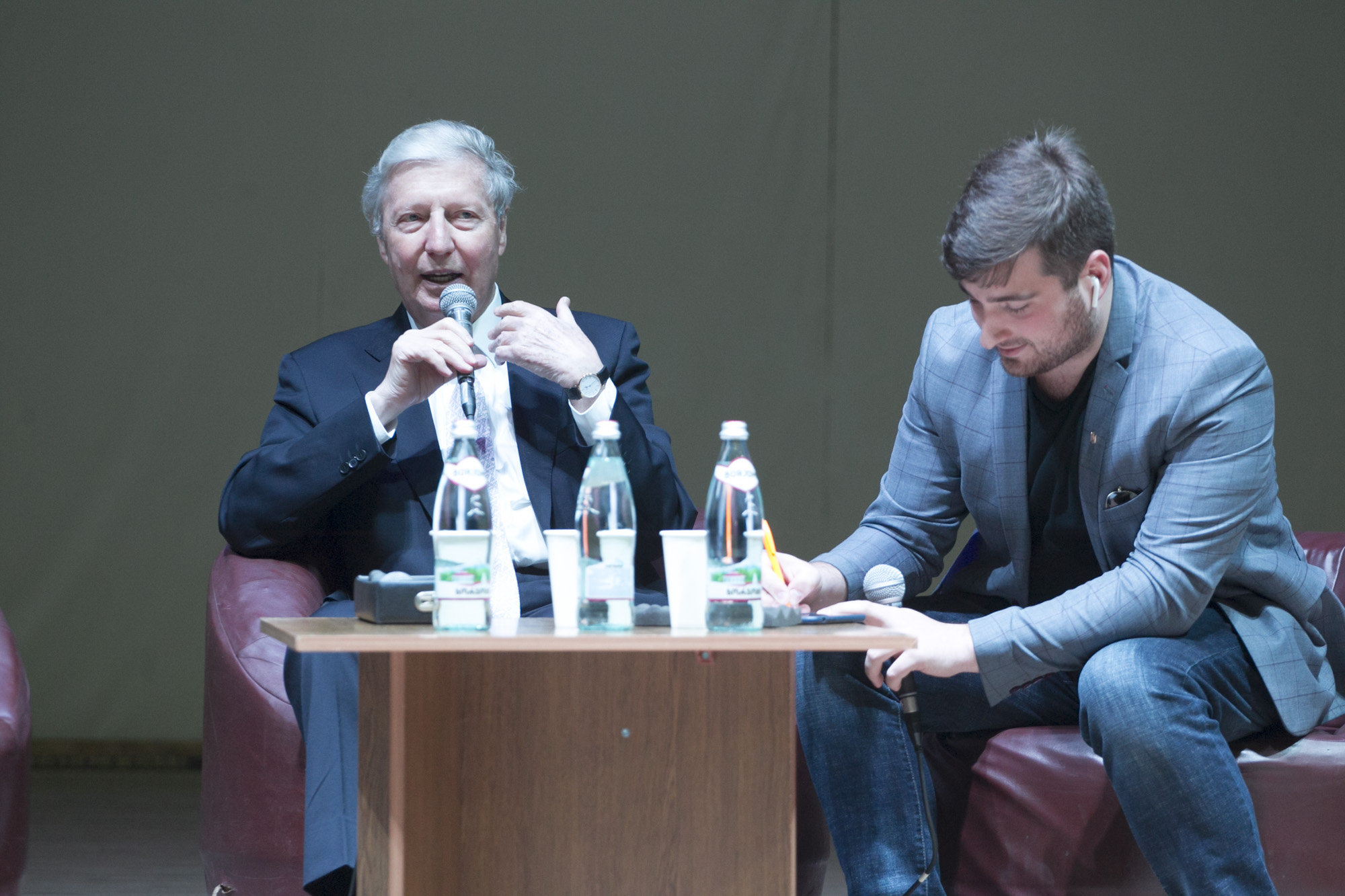 Jules A. Hoffman - Lectures of The Future